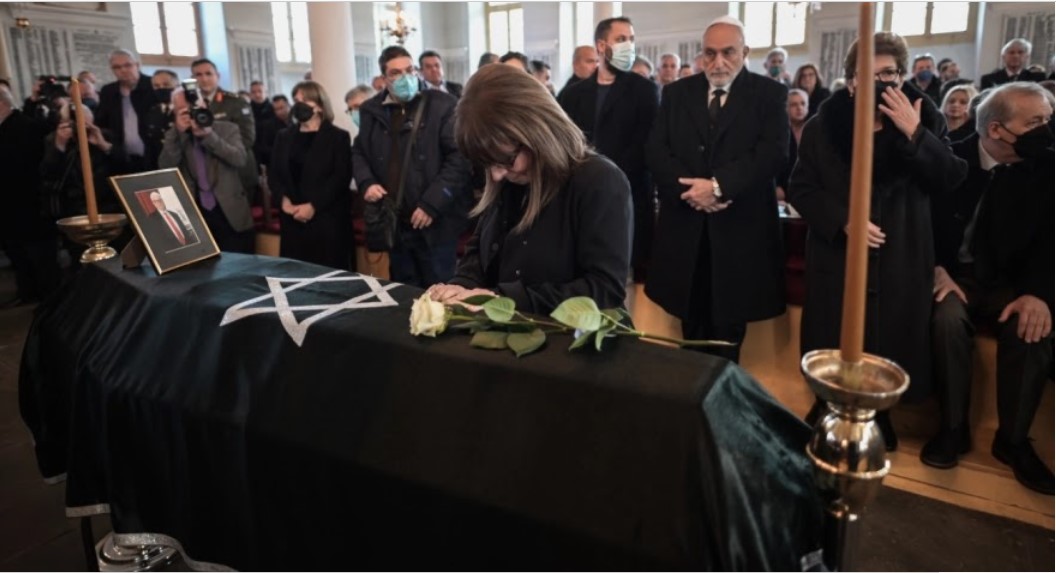 ΦΩΤΙΑ, ΛΑΒΡΑ ΚΑΙ ΑΙΜΑ, ΣΤΟ ΠΡΩΤΟΣΕΛΙΔΟ ΤΗΣ ΕΦΗΜΕΡΙΔΑΣ… – ΑΤΤΙΚΑ ΝΕΑ